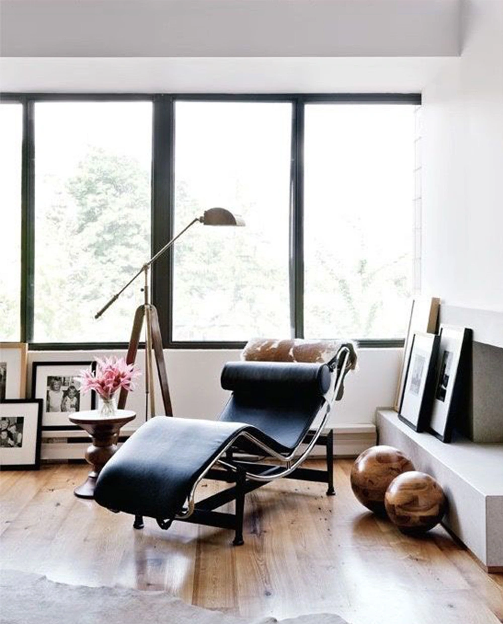 LC-4 Chaise Lounge | Designer Furniture NZ
